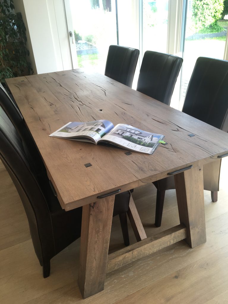 „Das ist ja ein schöner Tisch“ | ISOWOODHAUSBLOG.de